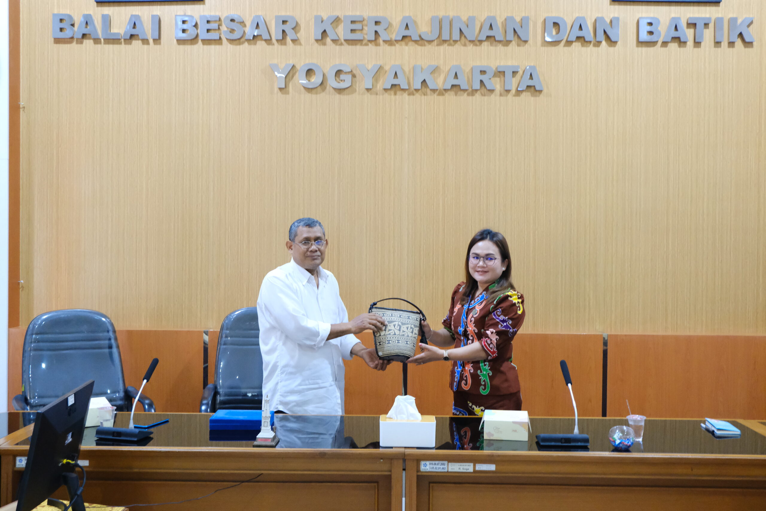 Tingkatkan Kualitas Kerajinan dan Batik, PKK & Dekranasda Malinau ...